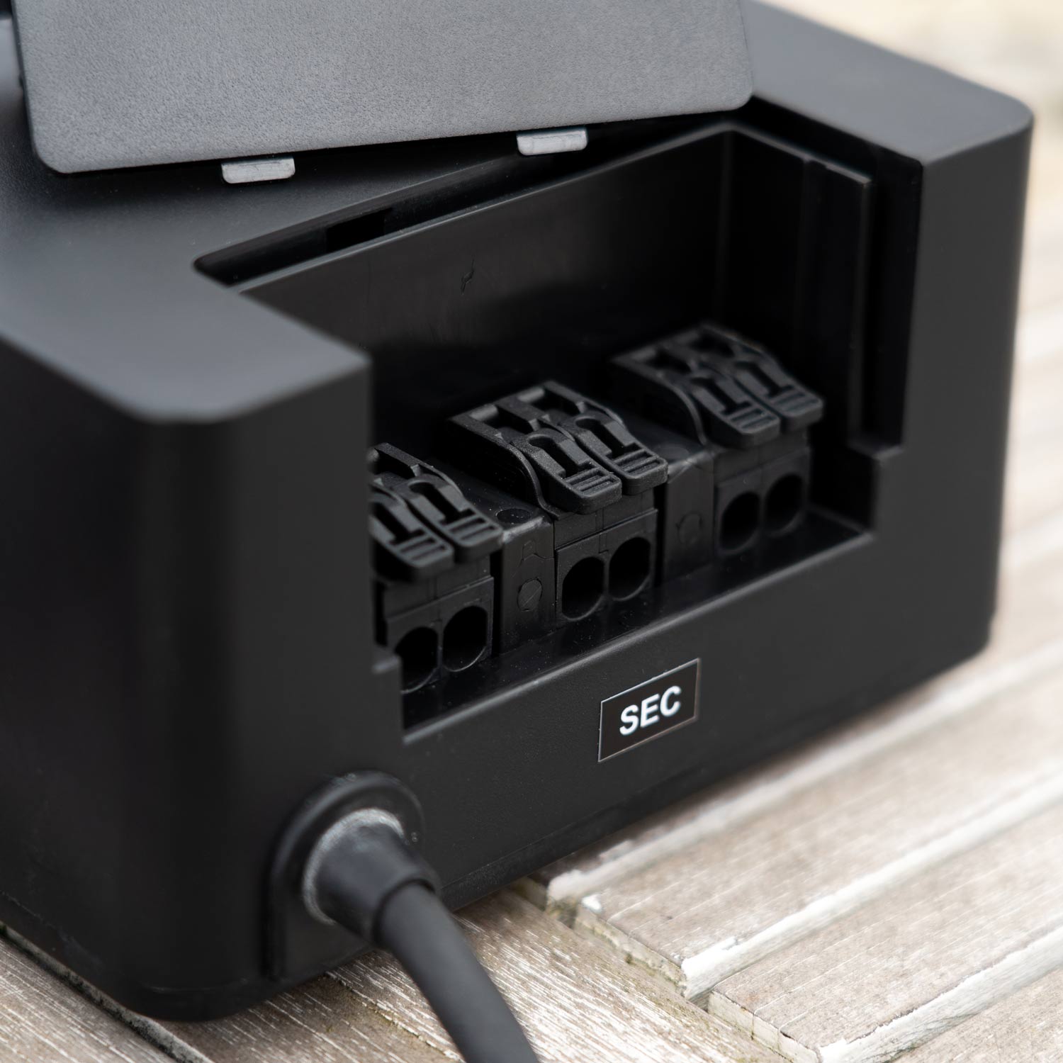 in-lite SMART HUB 150 | Gardenlightsstore.com – Garden Lights Store
